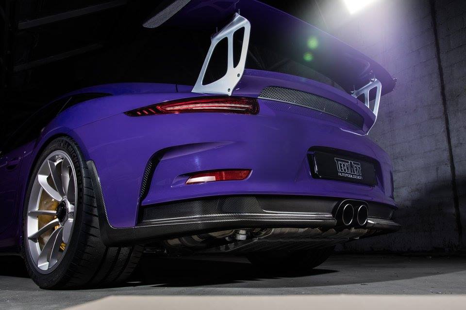 Un Porsche 911 GT3 RS Ultraviolet Blue primește un tratament special ...